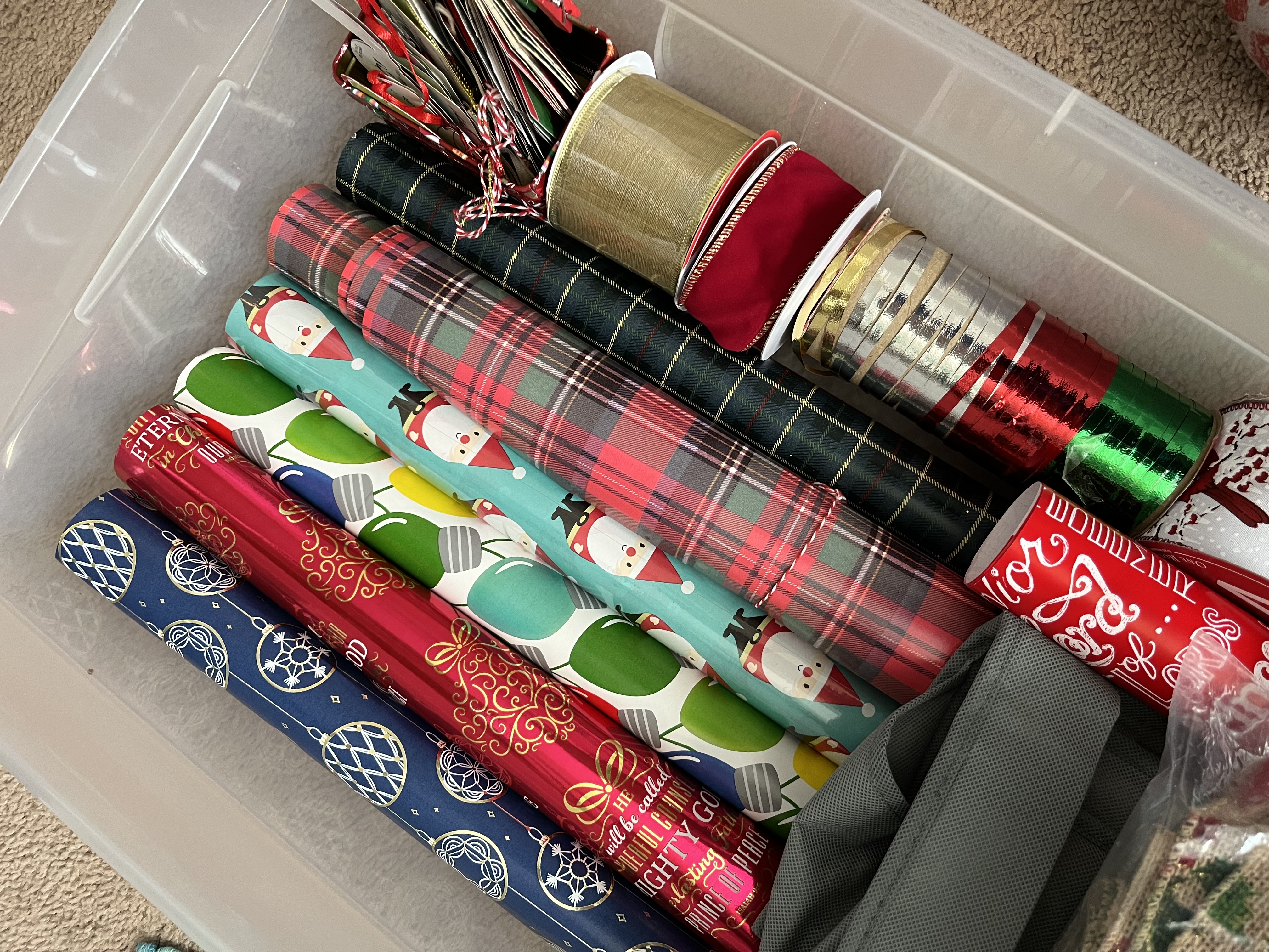 Make Gift Wrapping Easy With This Simple Solution! – Come Home For Comfort